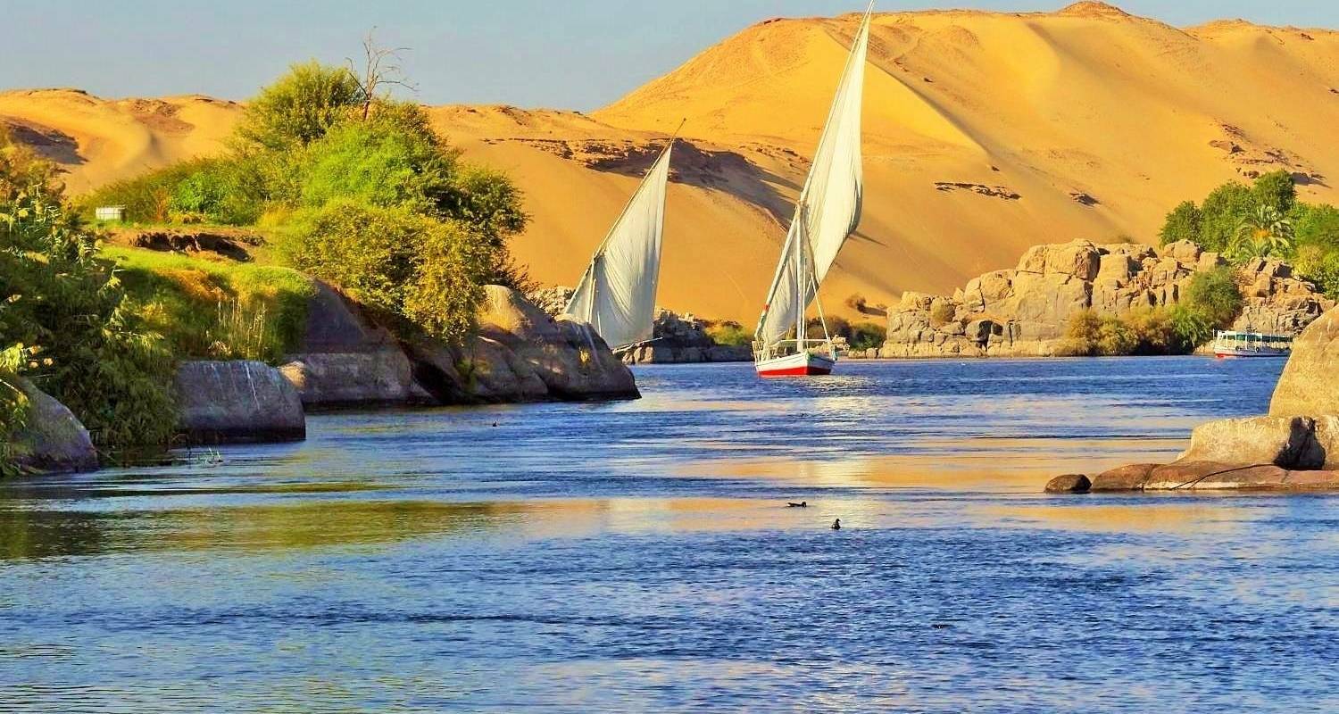 Tour Descubre Egipto, las pirámides y el crucero por el Nilo 5* V ...