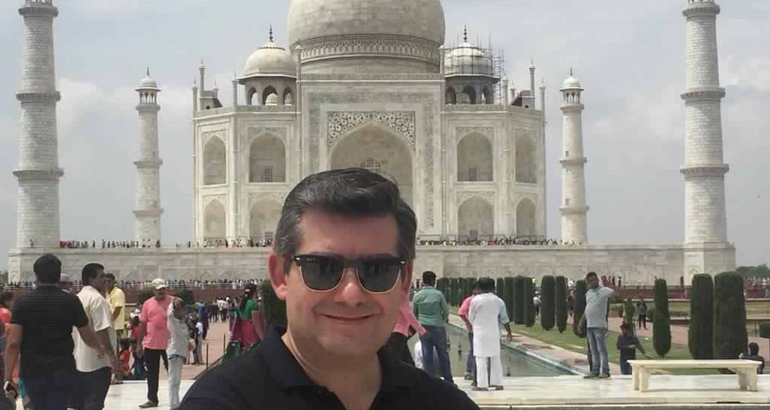 Tour Excursión el mismo día al Taj Mahal con Lion Safari | Visita India