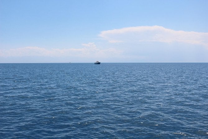 Tour El viaje definitivo de 5 días alrededor del lago Issyk Kul ...