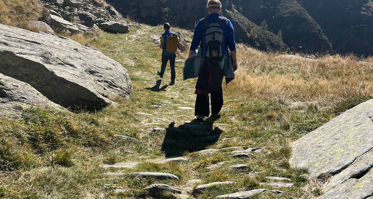 Tour Paseo de Via Spluga + Lago de Como | Visita Suiza, Italia